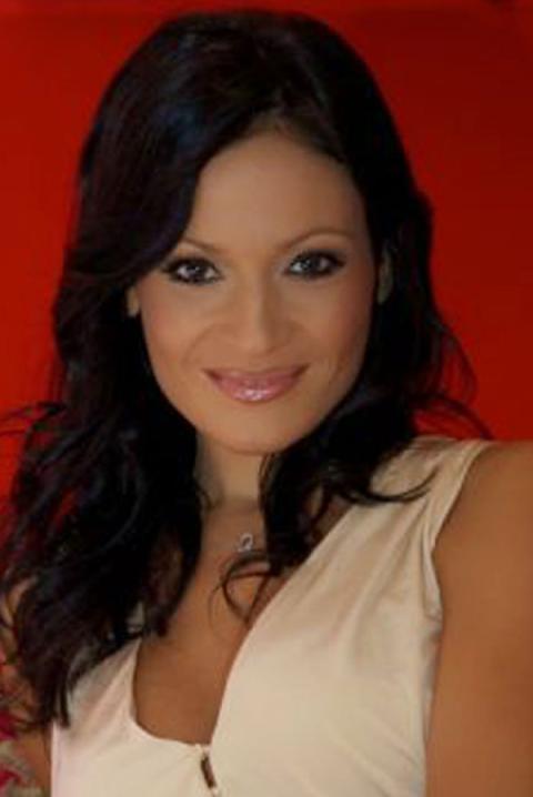 ダヴィニア・ロドリゲス (DAVINIA RODRIGUEZ)｜チケットぴあ