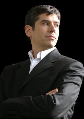 ルステム・ハイルディノフ (RUSTEM HAYROUDINOFF)｜チケットぴあ